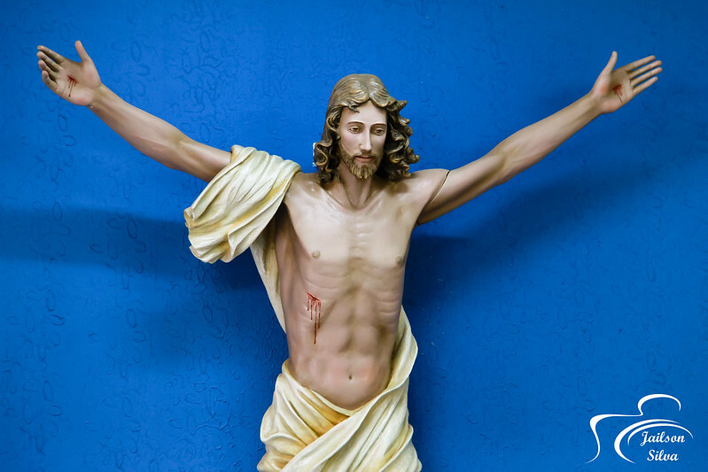 Jesus ressuscitado suscita vida e esperança